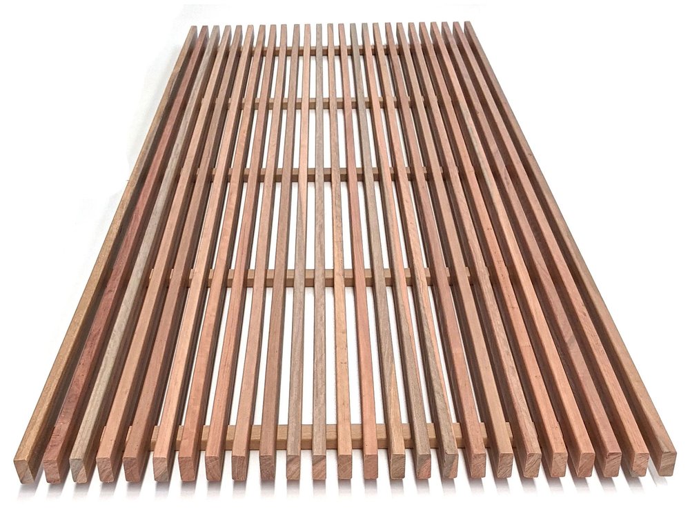 Pre-Fab Merbau screen 1800x900 – Village Hardware